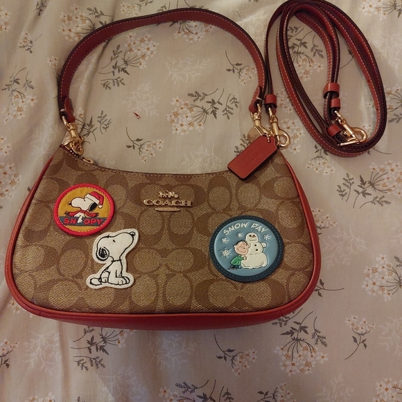 Coach | Bags | Coach X Peanuts Teri Shoulder Bag In Signature Canvas ...